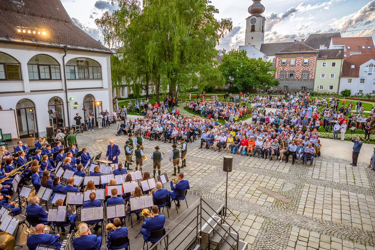 Erfolgreicher Abschluss der Burggartenkonzerte 2024 - Stadt Wels Verwaltung