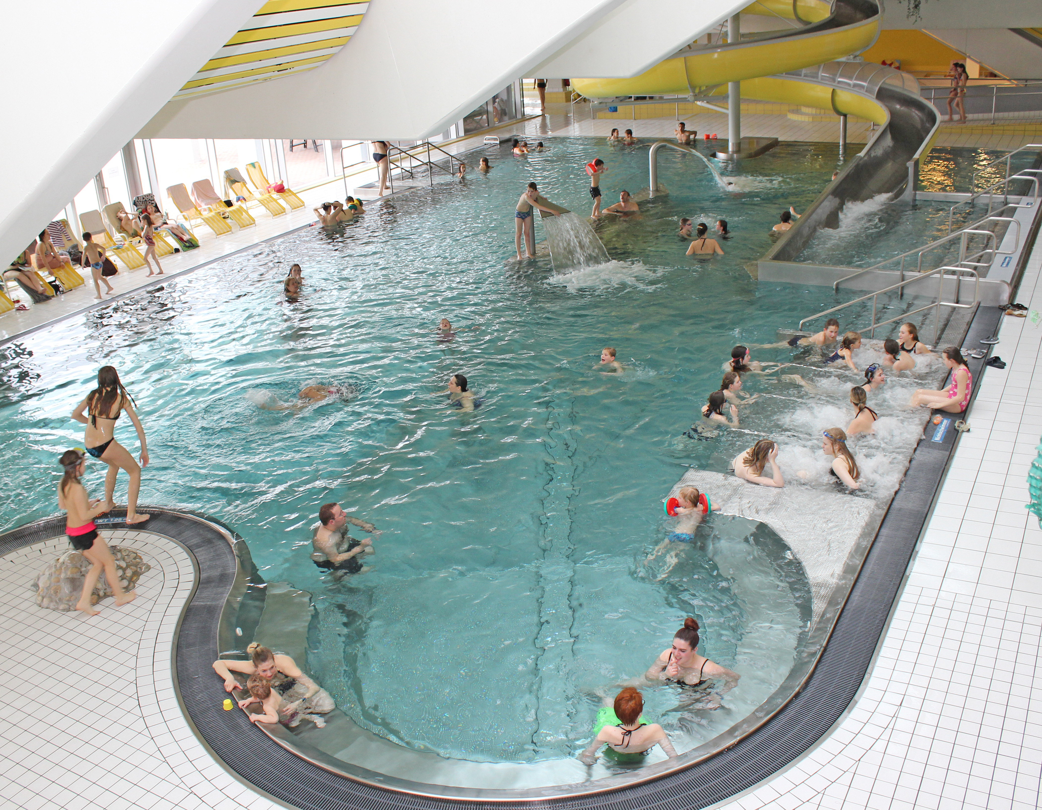 Welldorado: Erste „normale“ Freibadsaison seit 2019 zu Ende - Stadt ...