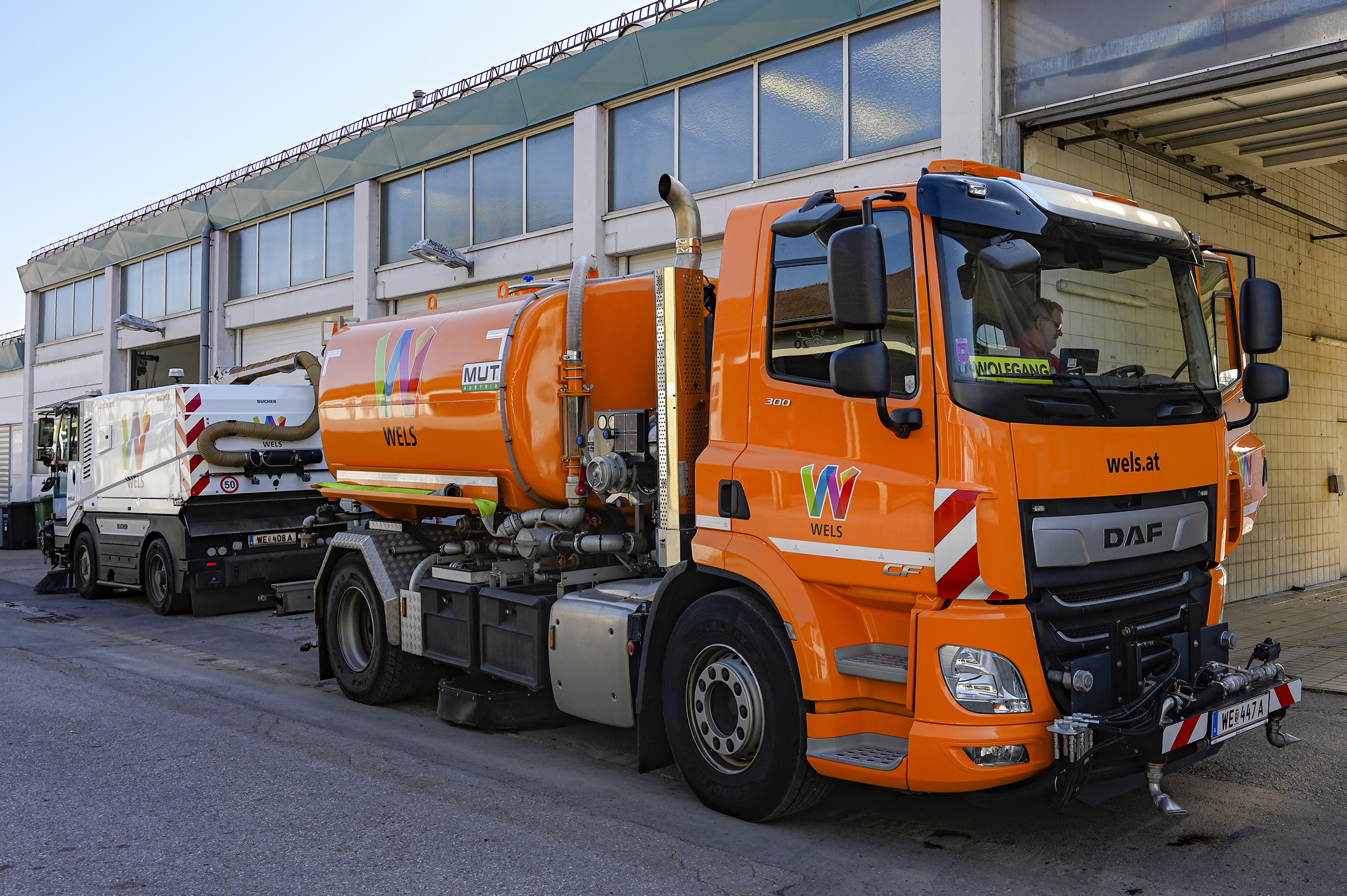 Welser Abfallhelden haben eigenen Wels-Linien-Bus - Stadt Wels Verwaltung